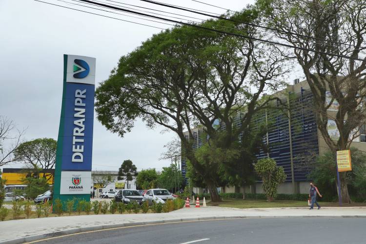 Detran-PR mantém atendimentos com agendamentos mais restritos | DETRAN/PR